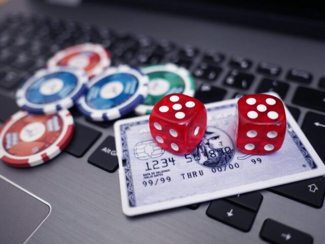 How to Deal With Gambling And Betting Debt - 2020 Guide - Ferguson ...
